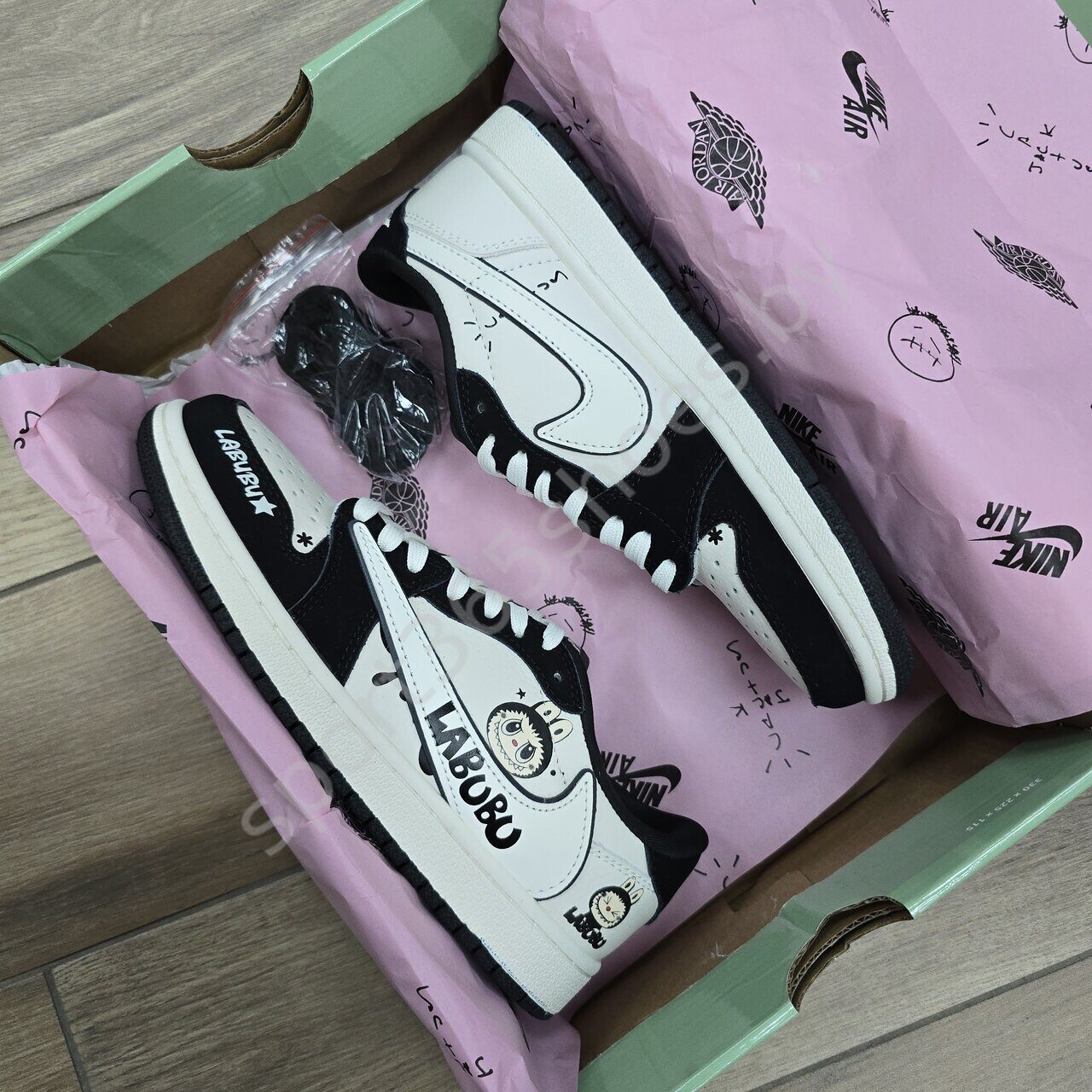 Air Jordan 1 Low Travis Scott Labubu | Sport365shoes